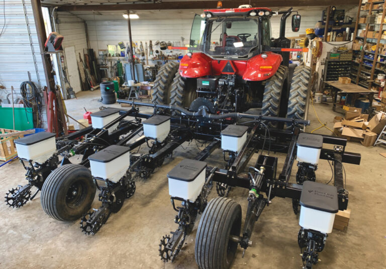 Going wide on corn row spacing - Country Guide